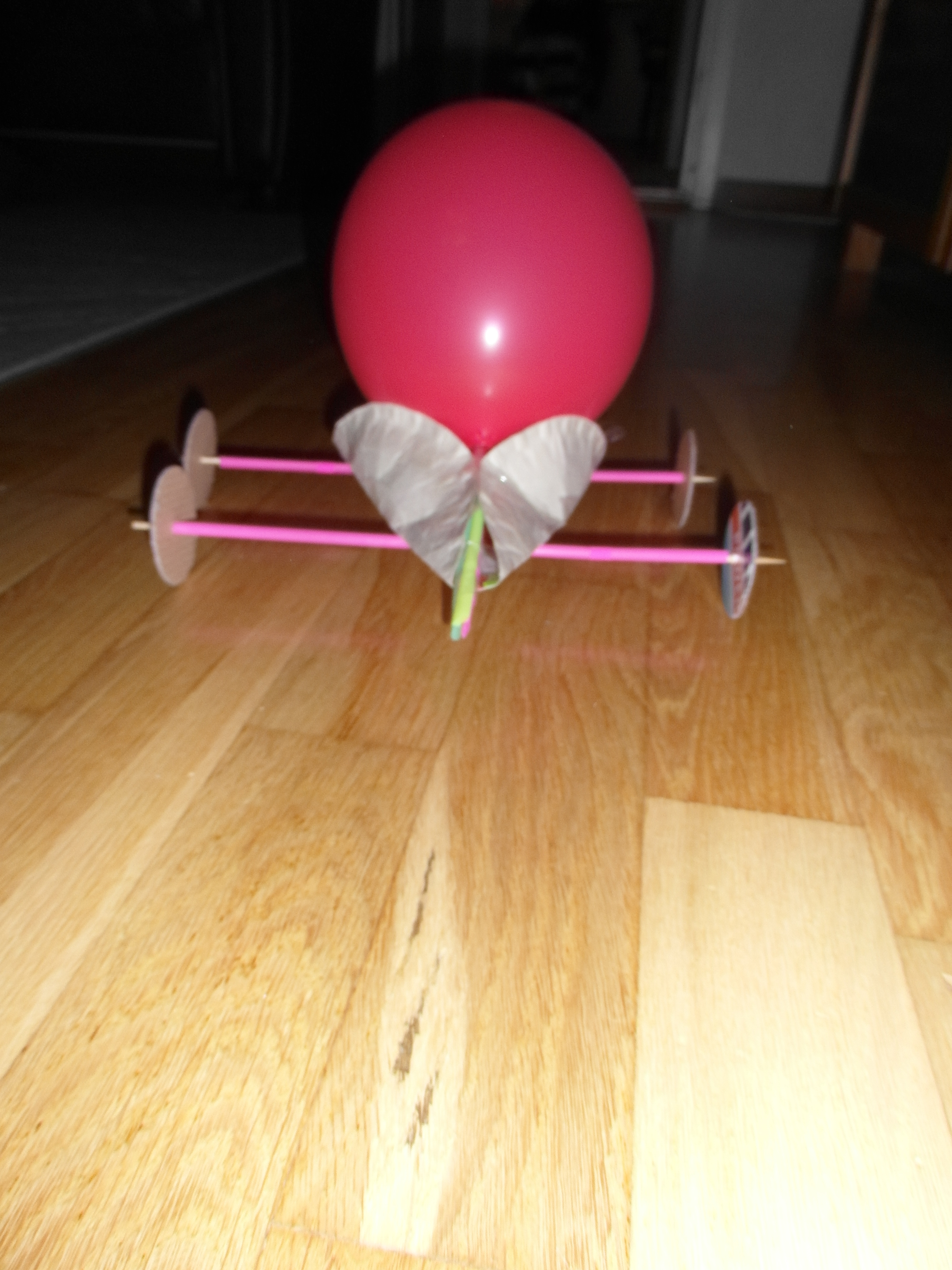 Papercraft - Balloon Rocket Car - DIY