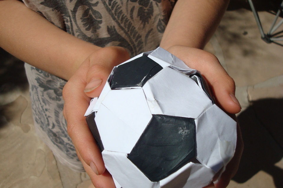 How To Make A Paper Mache Soccer Ball