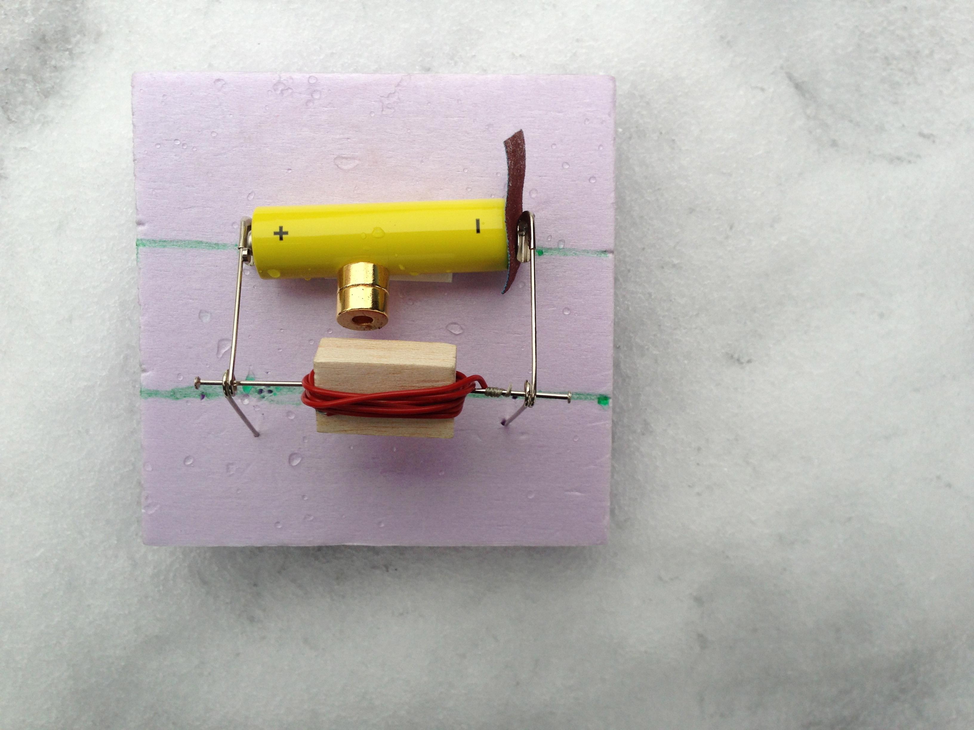 Simple Electric Motor - DIY